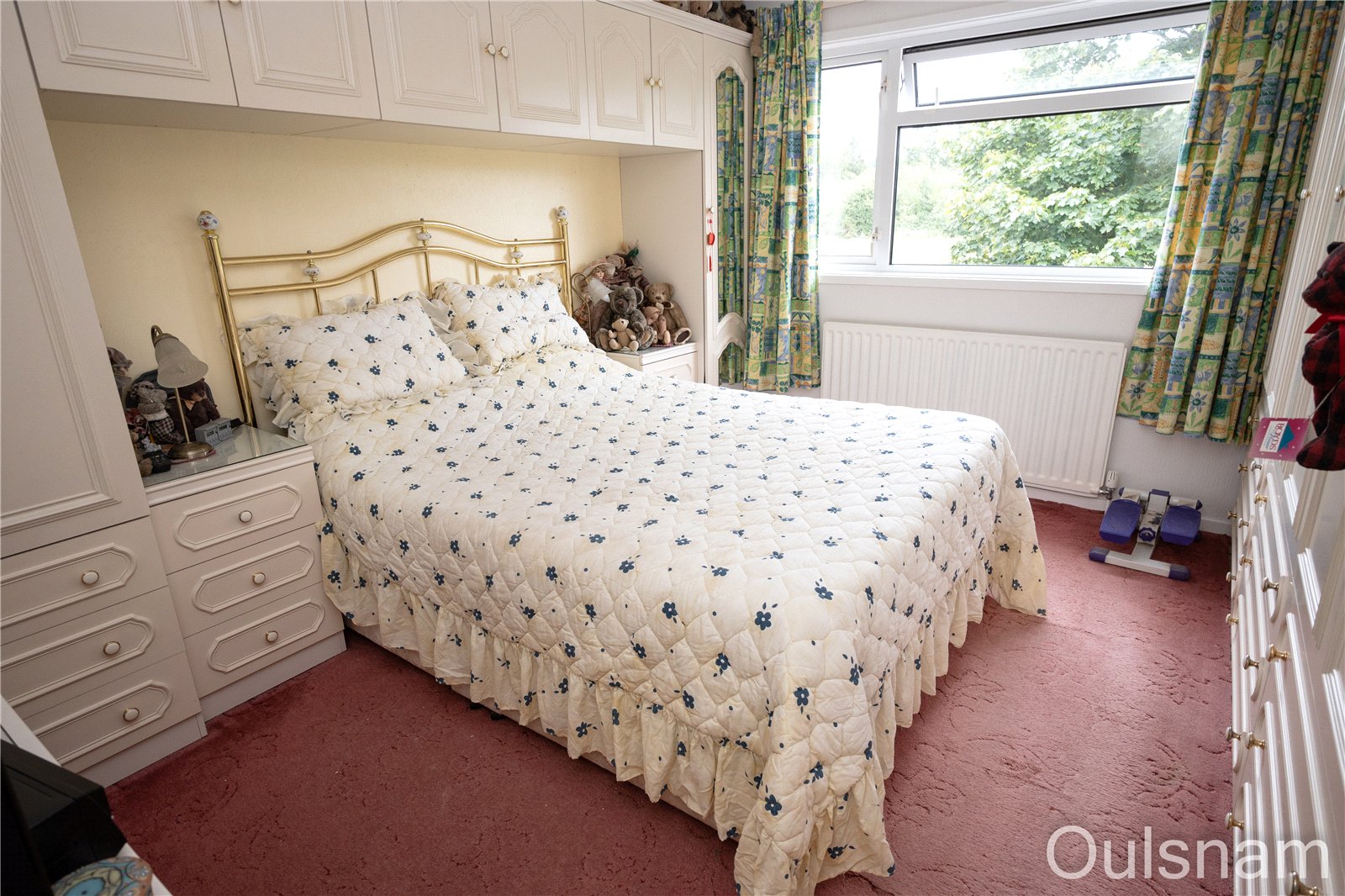 Lingfield Walk, Catshill, Bromsgrove, Worcestershire, B61 0LJ BRO250192