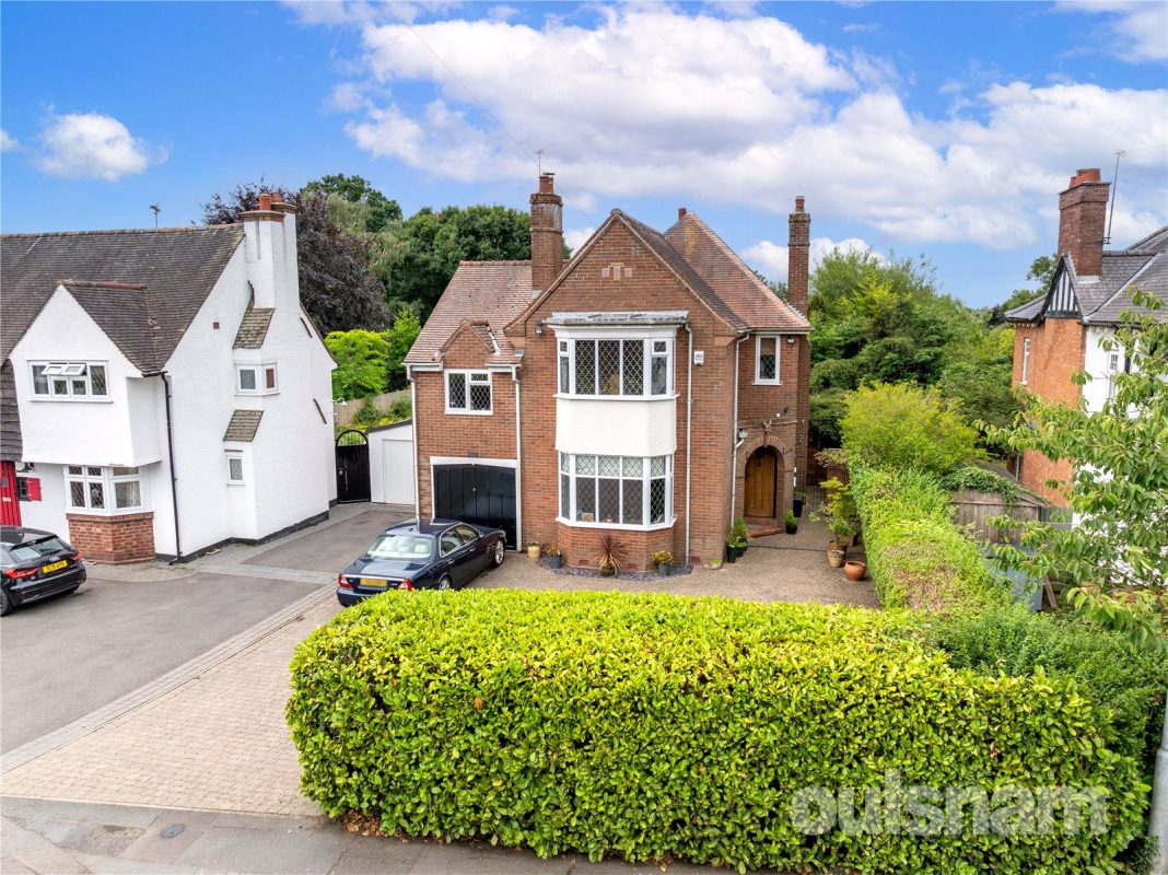 Birchfield Road, Redditch, Worcestershire, B97 4LE RED250179